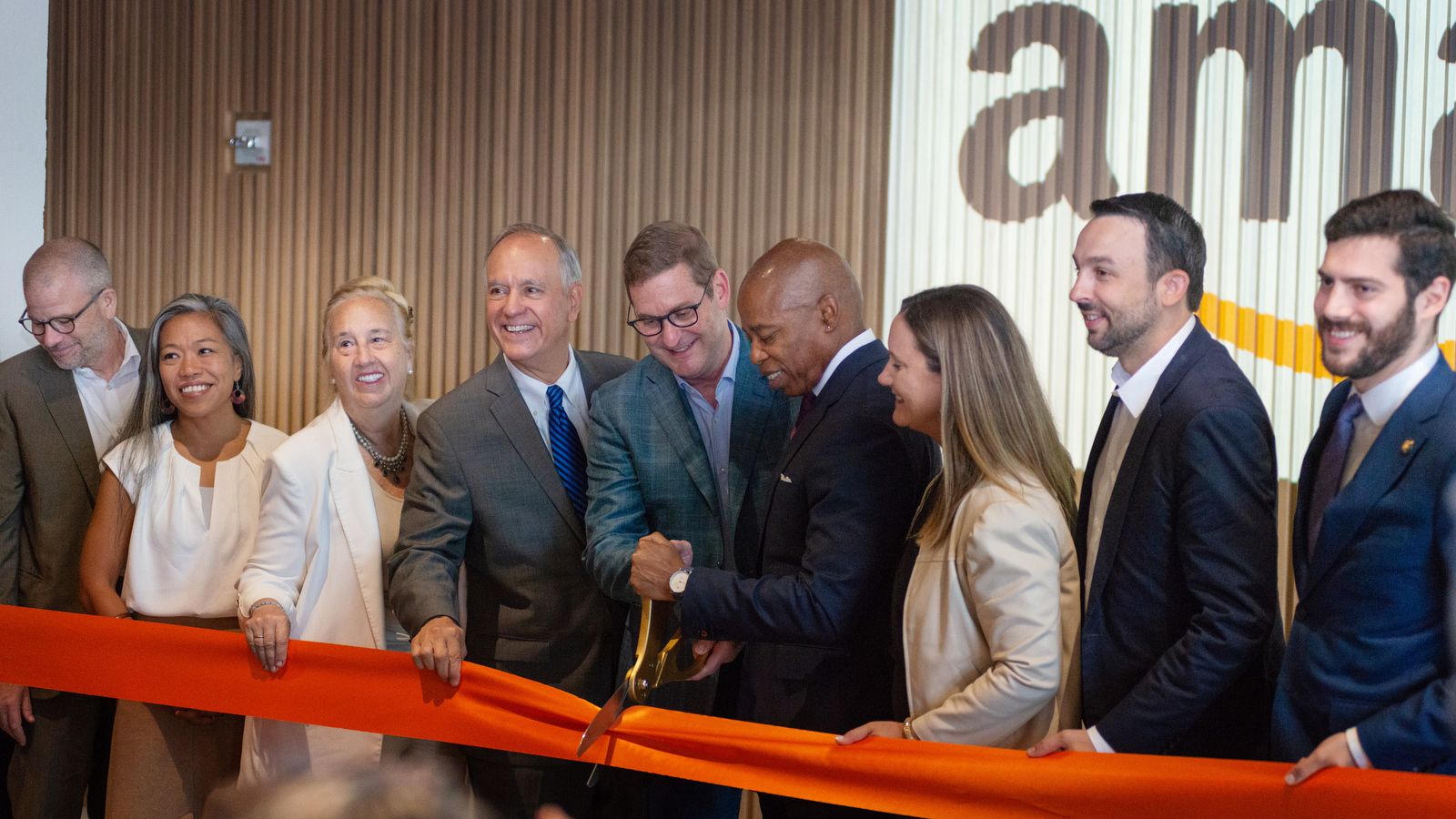 Photos: New York City Mayor Eric Adams and the local community welcome ...