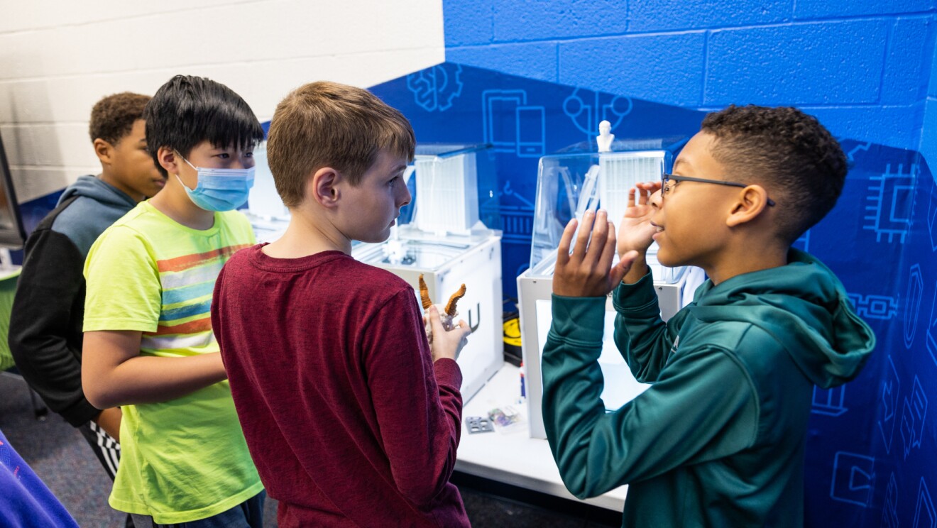 Amazon doubles down on computer science education in our HQ2 community ...