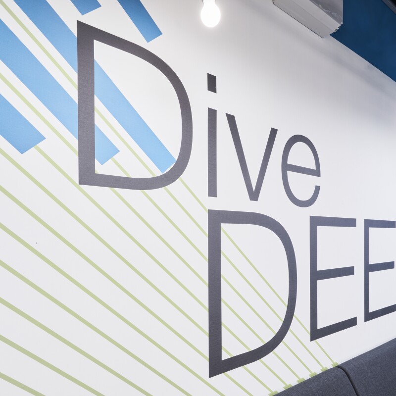 About Amazon France - France | About Amazon