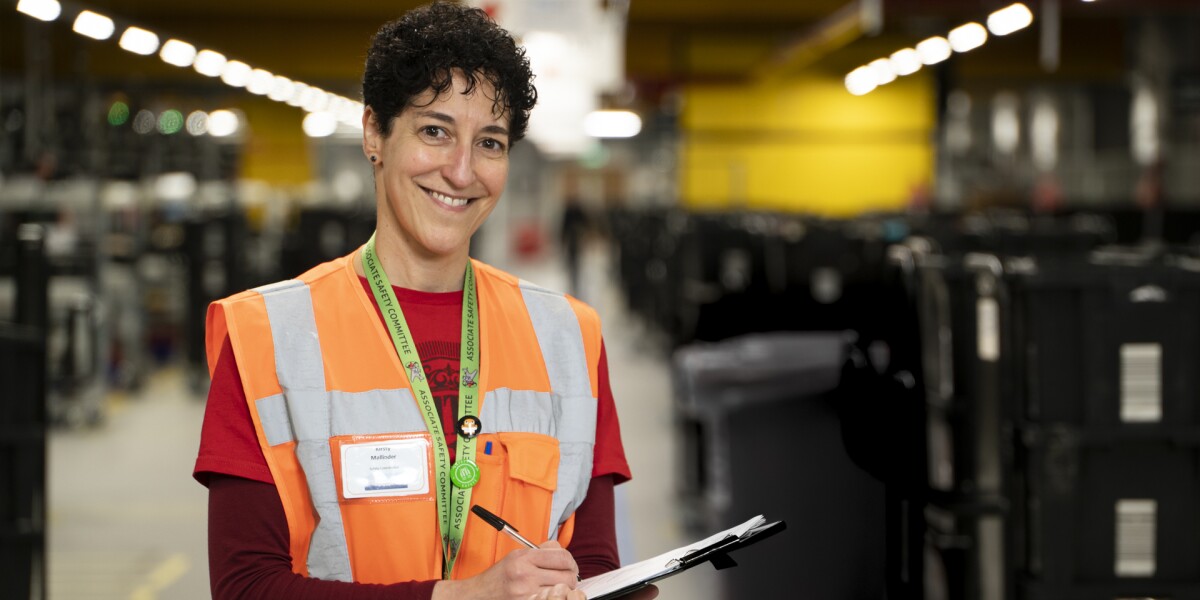 Why work at Amazon? Top 5 reasons