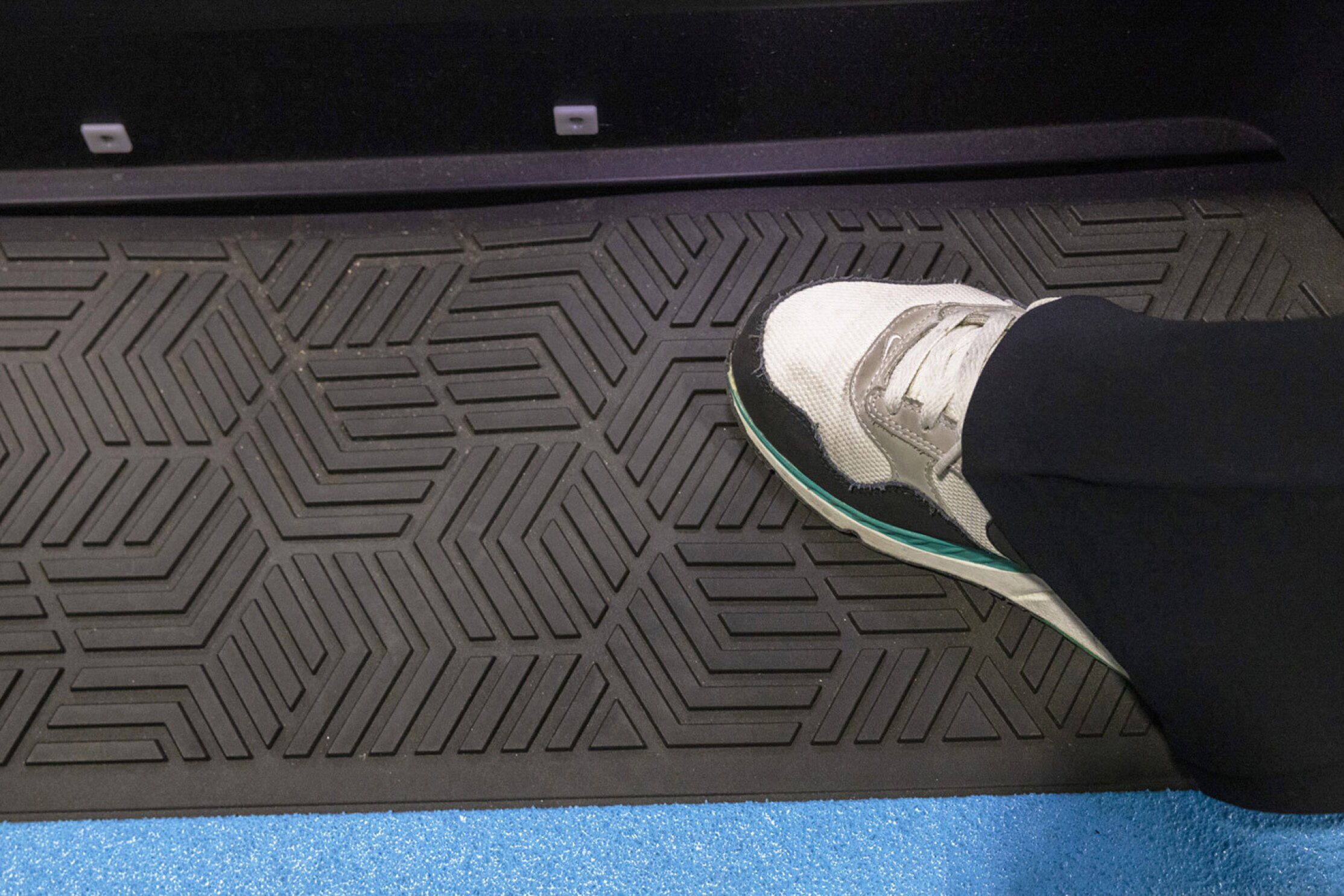 Rivian van photo tour: Amazon DSP driver on what it’s like to drive