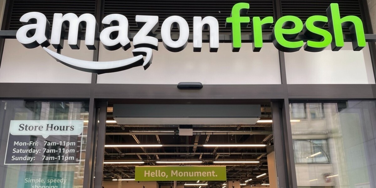 I popped into the newest Amazon Fresh store for a simple, speedy ...