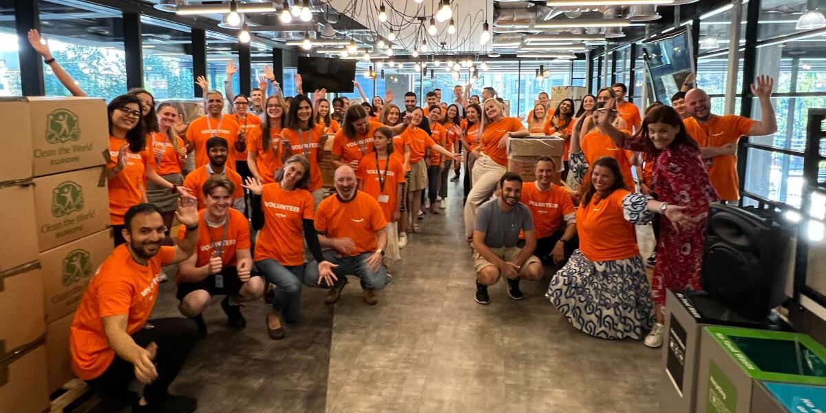 Global Month of Volunteering at Amazon UK